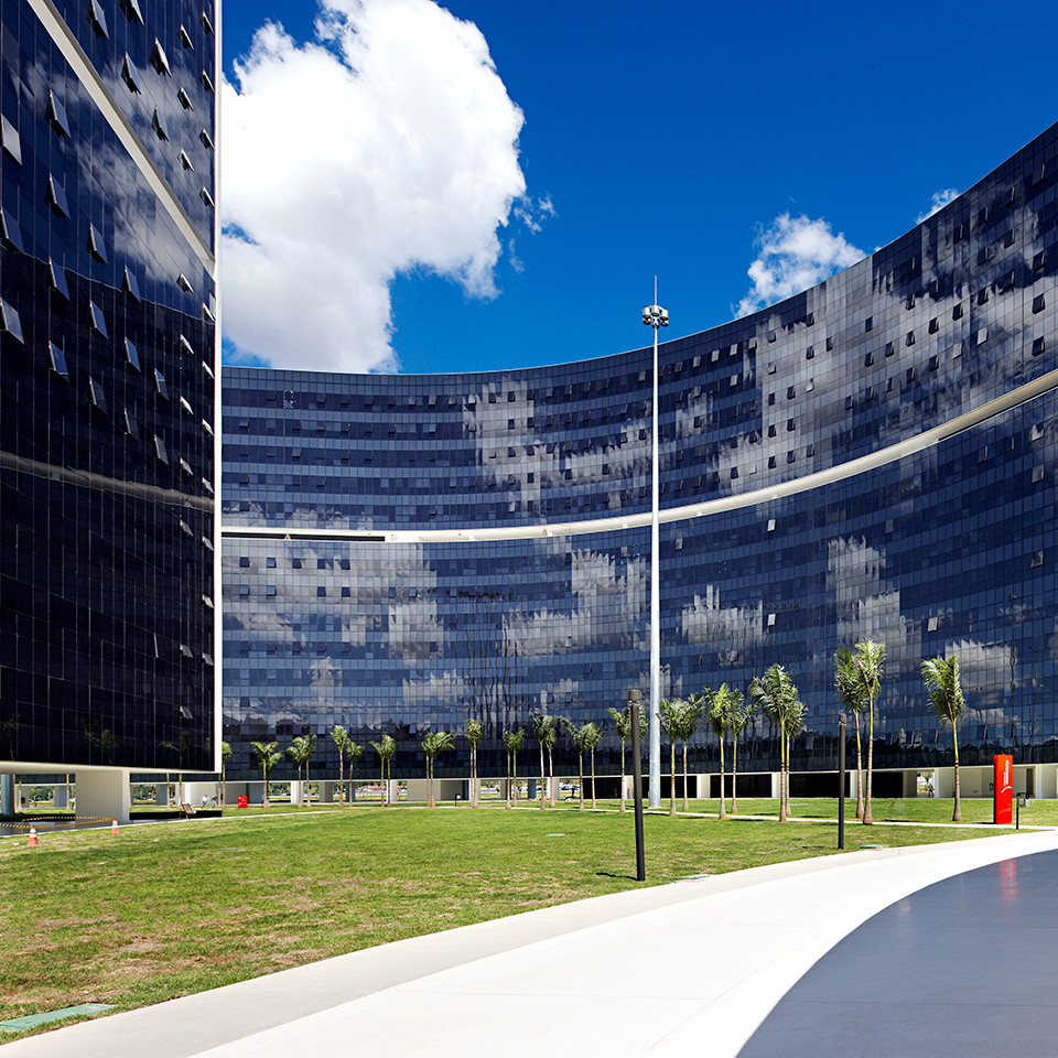 Screenline: integral blinds patented by Pellini