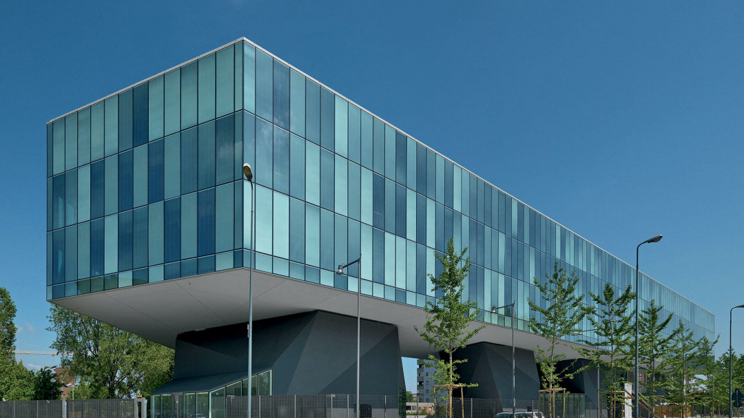 Screenline: integral blinds patented by Pellini