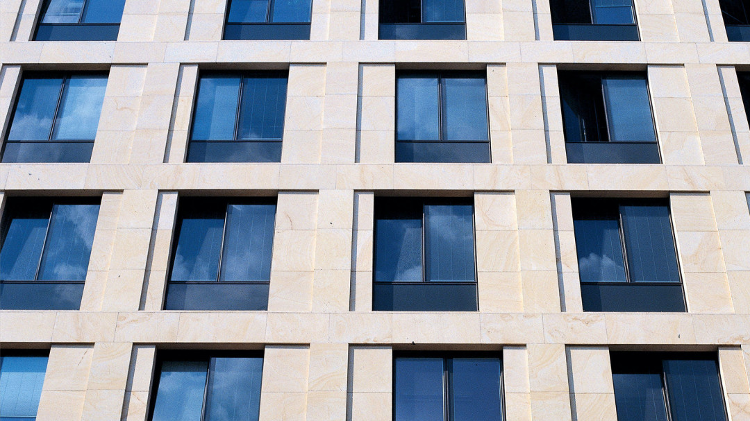 Screenline: integral blinds patented by Pellini