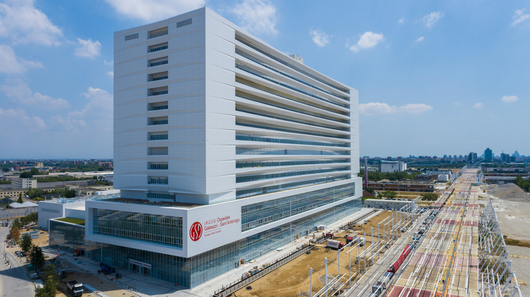 Screenline: integral blinds patented by Pellini