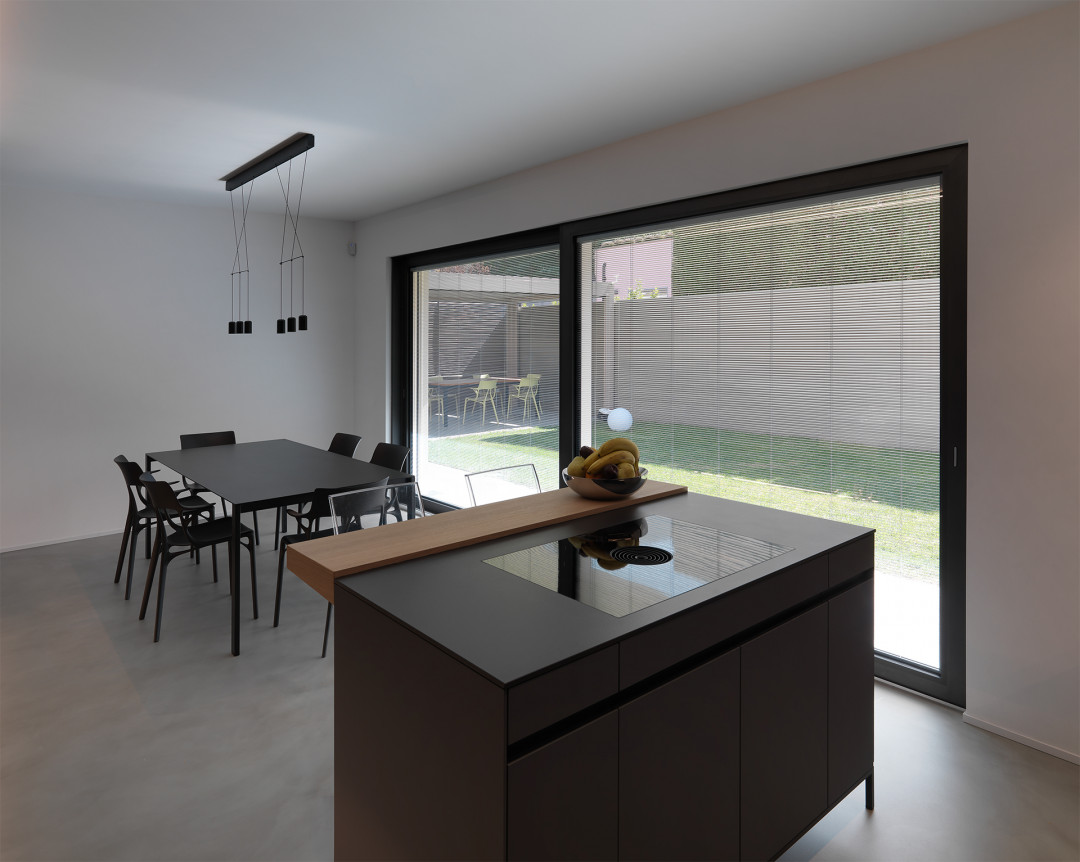 Screenline: integral blinds patented by Pellini